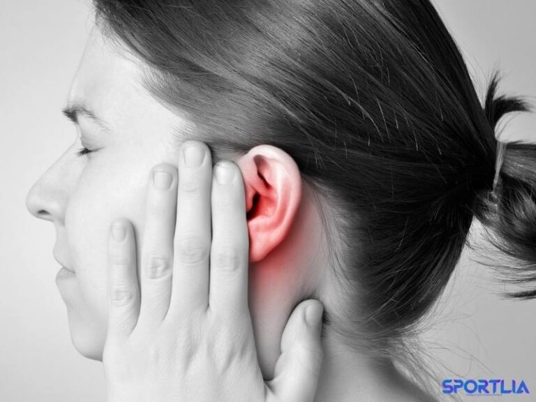 How To Keep Water Out Of Ears While Swimming | Sportlia